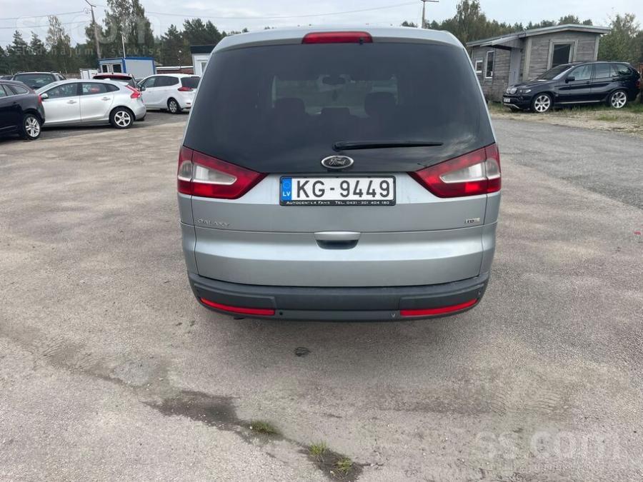Grey Ford Galaxy 2009 in Riga, with an engine capacity of 2.00 L and mileage of 0 thousand km for 3499 €, photo 8 on AUTOMOTO.COM.LV