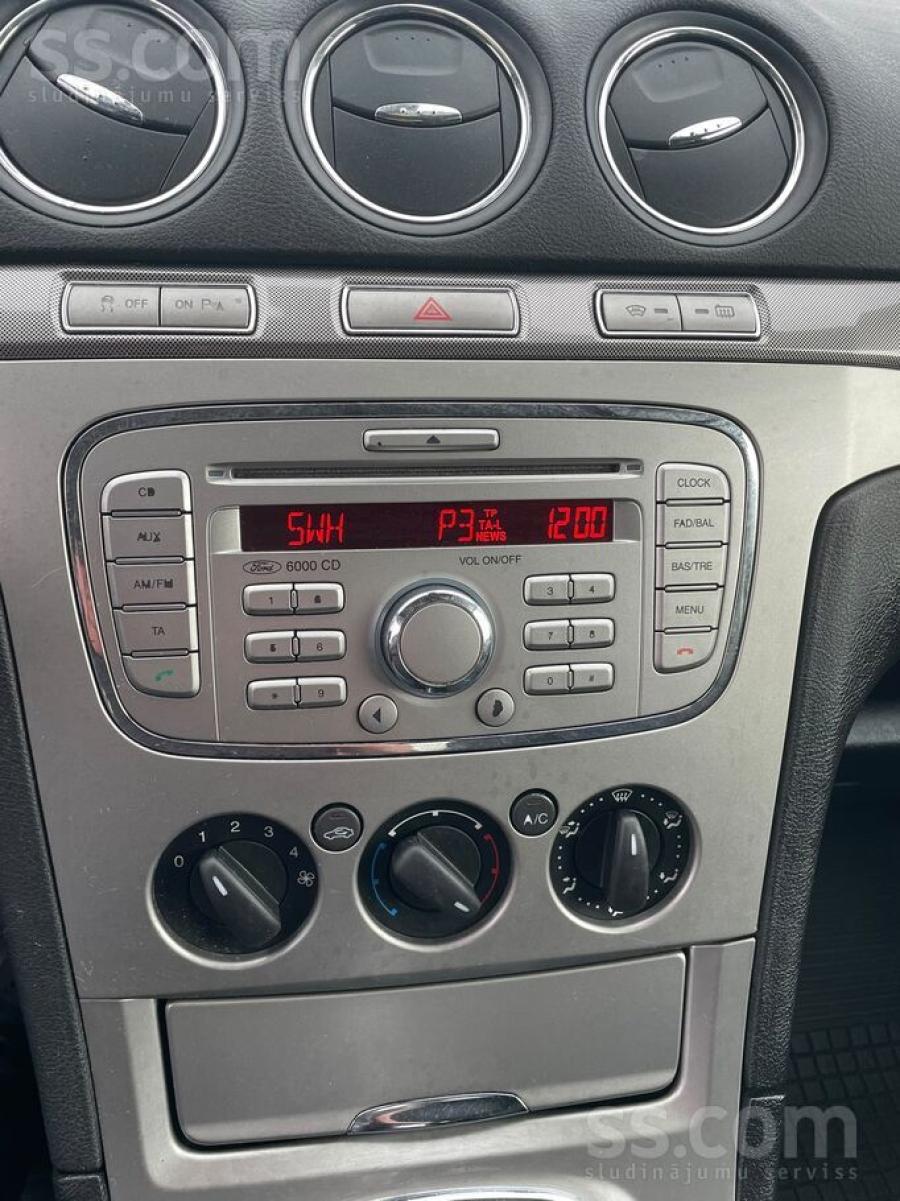 Grey Ford Galaxy 2009 in Riga, with an engine capacity of 2.00 L and mileage of 0 thousand km for 3499 €, photo 16 on AUTOMOTO.COM.LV