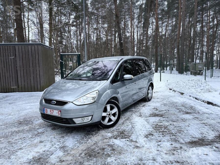 Grey Ford Galaxy 2010 in Riga, with an engine capacity of 2.00 L and mileage of 219 thousand km for 5990 €, photo 1 on AUTOMOTO.COM.LV