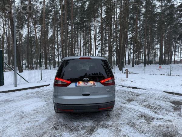 Grey Ford Galaxy 2010 in Riga, with an engine capacity of 2.00 L and mileage of 219 thousand km for 5990 €, photo 6 on AUTOMOTO.COM.LV