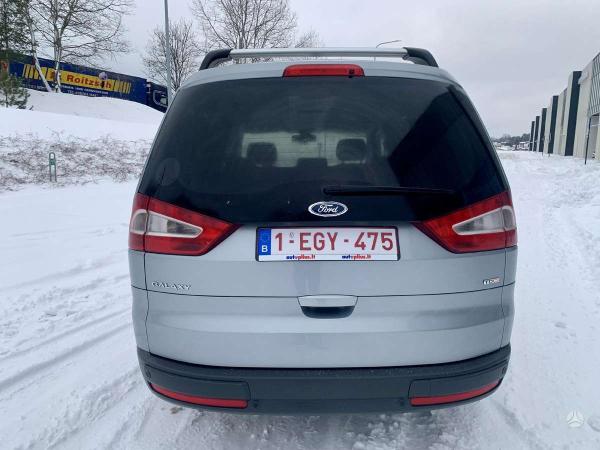 Pelēks Ford Galaxy 2010 Viļņa, ar dzinēja tilpumu 2.00 L un nobraukumu 209 tūkst. km par 4750 €, foto 4 vietnē AUTOMOTO.COM.LV