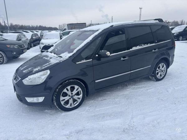 Pelēks Ford Galaxy 2010 Marijampole, ar dzinēja tilpumu 2.00 L un nobraukumu 261 tūkst. km par 4200 €, foto 2 vietnē AUTOMOTO.COM.LV