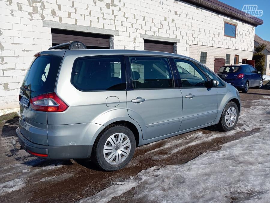 Grey Ford Galaxy 2010 in Sakiai, with an engine capacity of 2.00 L and mileage of 211 thousand km for 3600 €, photo 5 on AUTOMOTO.COM.LV