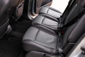 Pelēks Ford Galaxy 2010 Rīga, ar dzinēja tilpumu 2.00 L un nobraukumu 270 tūkst. km par 5995 €, foto 8 vietnē AUTOMOTO.COM.LV