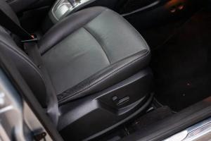 Pelēks Ford Galaxy 2010 Rīga, ar dzinēja tilpumu 2.00 L un nobraukumu 270 tūkst. km par 5995 €, foto 22 vietnē AUTOMOTO.COM.LV