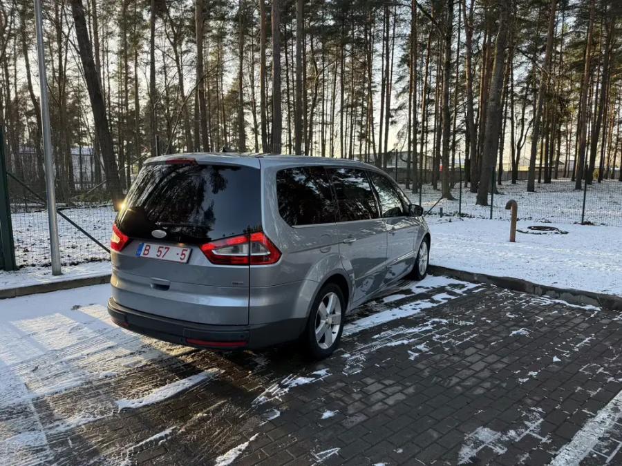 Pelēks Ford Galaxy 2010 Rīga, ar dzinēja tilpumu 2.20 L un nobraukumu 236 tūkst. km par 2250 €, foto 5 vietnē AUTOMOTO.COM.LV