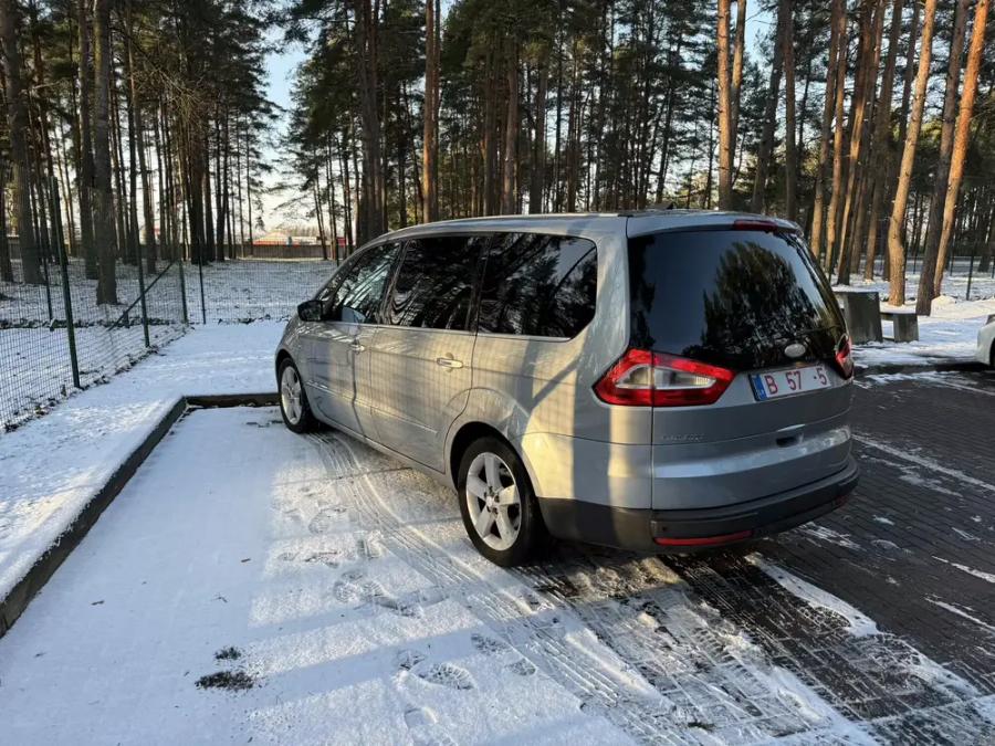 Pelēks Ford Galaxy 2010 Rīga, ar dzinēja tilpumu 2.20 L un nobraukumu 236 tūkst. km par 2250 €, foto 6 vietnē AUTOMOTO.COM.LV