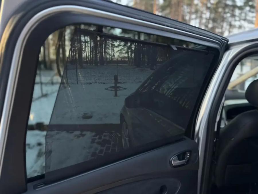 Pelēks Ford Galaxy 2010 Rīga, ar dzinēja tilpumu 2.20 L un nobraukumu 236 tūkst. km par 2250 €, foto 12 vietnē AUTOMOTO.COM.LV