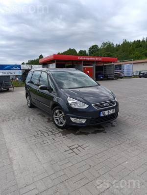 Pelēks Ford Galaxy 2010 Tukums, ar dzinēja tilpumu 2.00 L un nobraukumu 330 tūkst. km par 3999 €, foto  vietnē AUTOMOTO.COM.LV