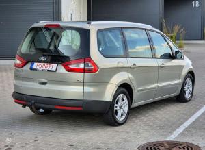Pelēks Ford Galaxy 2010 Viļņa, ar dzinēja tilpumu 2.00 L un nobraukumu 241 tūkst. km par 4999 €, foto 5 vietnē AUTOMOTO.COM.LV