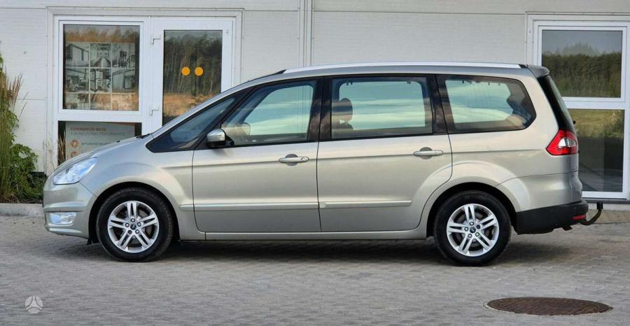 Pelēks Ford Galaxy 2010 Viļņa, ar dzinēja tilpumu 2.00 L un nobraukumu 241 tūkst. km par 4999 €, foto 6 vietnē AUTOMOTO.COM.LV