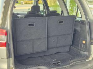 Pelēks Ford Galaxy 2010 Viļņa, ar dzinēja tilpumu 2.00 L un nobraukumu 241 tūkst. km par 4999 €, foto 8 vietnē AUTOMOTO.COM.LV