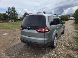 Grey Ford Galaxy 2010 in Kaunas, with an engine capacity of 2.00 L and mileage of 221 thousand km for 3500 €, photo 4 on AUTOMOTO.COM.LV