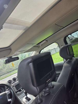 Grey Ford Galaxy 2010 in Kaunas, with an engine capacity of 2.00 L and mileage of 221 thousand km for 3500 €, photo 6 on AUTOMOTO.COM.LV