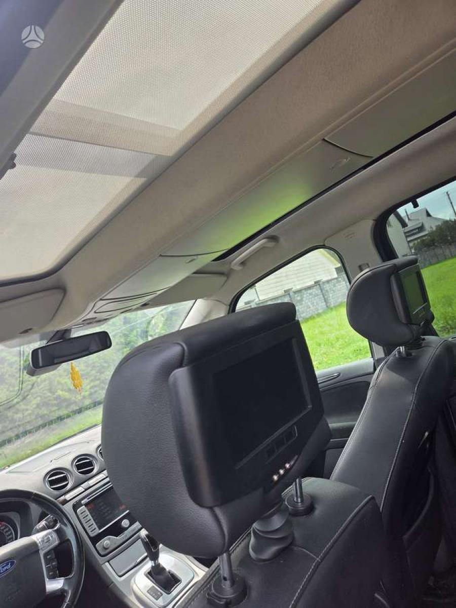 Grey Ford Galaxy 2010 in Kaunas, with an engine capacity of 2.00 L and mileage of 221 thousand km for 3500 €, photo 6 on AUTOMOTO.COM.LV