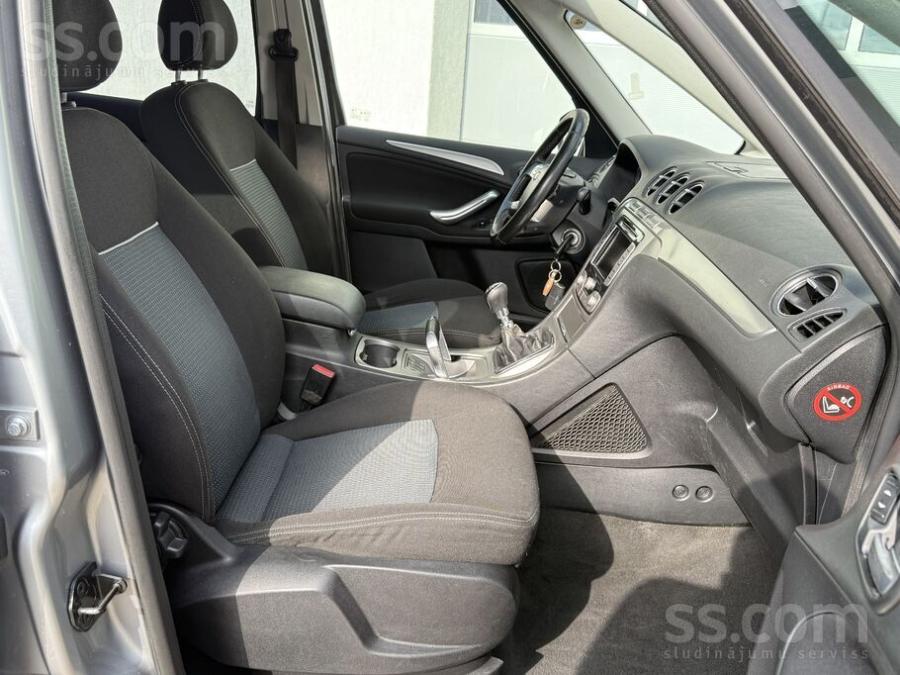 Grey Ford Galaxy 2010 in Tukums, with an engine capacity of 2.00 L and mileage of 269 thousand km for 3999 €, photo 7 on AUTOMOTO.COM.LV