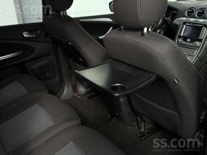 Grey Ford Galaxy 2010 in Tukums, with an engine capacity of 2.00 L and mileage of 269 thousand km for 3999 €, photo 10 on AUTOMOTO.COM.LV