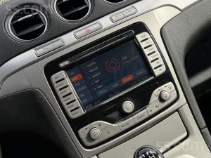 Grey Ford Galaxy 2010 in Tukums, with an engine capacity of 2.00 L and mileage of 269 thousand km for 3999 €, photo 12 on AUTOMOTO.COM.LV