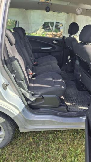Pelēks Ford Galaxy 2010 Kretinga, ar dzinēja tilpumu 2.00 L un nobraukumu 380 tūkst. km par 1500 €, foto 12 vietnē AUTOMOTO.COM.LV