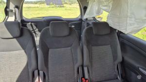 Pelēks Ford Galaxy 2010 Kretinga, ar dzinēja tilpumu 2.00 L un nobraukumu 380 tūkst. km par 1500 €, foto 16 vietnē AUTOMOTO.COM.LV