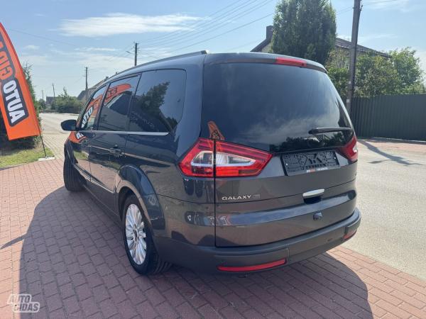 Ford Galaxy 2010 in Kaunas on AUTOMOTO.COM.LV Grey Ford Galaxy 2010 in Kaunas, with an engine capacity of 2.00 L and mileage of 269 thousand km for 5199 €, photo 5 on AUTOMOTO.COM.LV