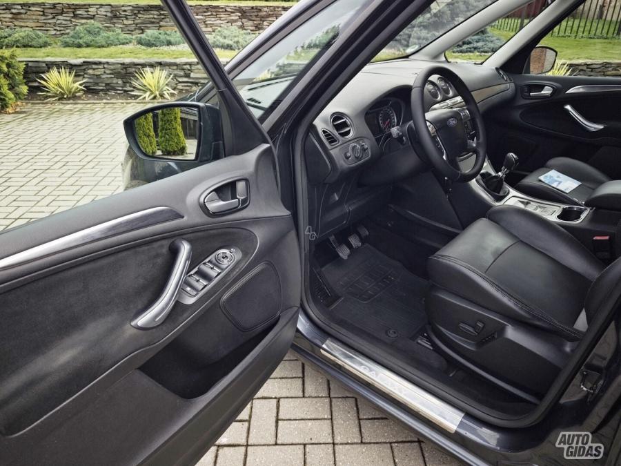 Pelēks Ford Galaxy 2010 Viļņa, ar dzinēja tilpumu 2.20 L un nobraukumu 327 tūkst. km par 4850 €, foto 15 vietnē AUTOMOTO.COM.LV