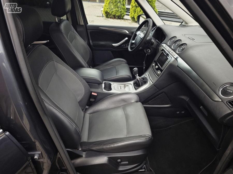 Pelēks Ford Galaxy 2010 Viļņa, ar dzinēja tilpumu 2.20 L un nobraukumu 327 tūkst. km par 4850 €, foto 24 vietnē AUTOMOTO.COM.LV