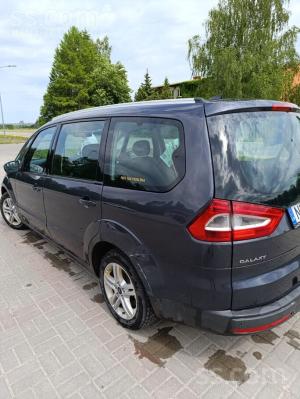 Grey Ford Galaxy 2011 in Tukums, with an engine capacity of 2.00 L and mileage of 320 thousand km for 4500 €, photo 4 on AUTOMOTO.COM.LV