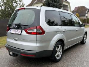Grey Ford Galaxy 2011 in Utena, with an engine capacity of 2.00 L and mileage of 271 thousand km for 3950 €, photo 4 on AUTOMOTO.COM.LV