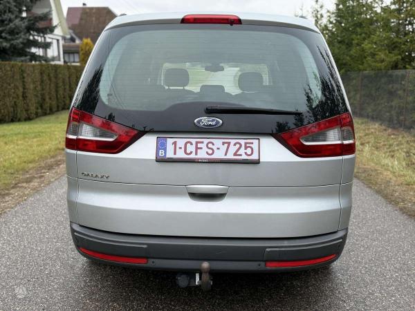 Grey Ford Galaxy 2011 in Utena, with an engine capacity of 2.00 L and mileage of 271 thousand km for 3950 €, photo 8 on AUTOMOTO.COM.LV