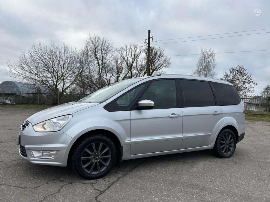 Pelēks Ford Galaxy 2011 Marijampole, ar dzinēja tilpumu 1.56 L un nobraukumu 283 tūkst. km par 5199 €, foto 1 vietnē AUTOMOTO.COM.LV