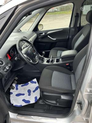 Pelēks Ford Galaxy 2011 Marijampole, ar dzinēja tilpumu 1.56 L un nobraukumu 283 tūkst. km par 5199 €, foto 11 vietnē AUTOMOTO.COM.LV
