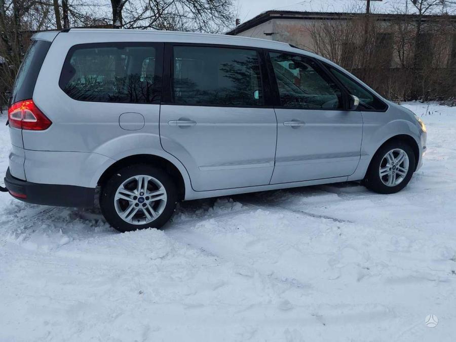 Grey Ford Galaxy 2011 in Radviliskis, with an engine capacity of 2.00 L and mileage of 290 thousand km for 4400 €, photo 2 on AUTOMOTO.COM.LV