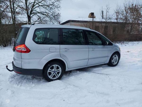 Pelēks Ford Galaxy 2011 Radviliškis, ar dzinēja tilpumu 2.00 L un nobraukumu 290 tūkst. km par 4400 €, foto 8 vietnē AUTOMOTO.COM.LV