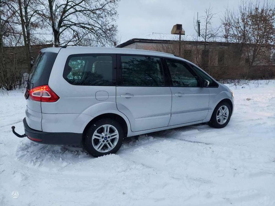 Grey Ford Galaxy 2011 in Radviliskis, with an engine capacity of 2.00 L and mileage of 290 thousand km for 4400 €, photo 8 on AUTOMOTO.COM.LV