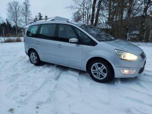 Grey Ford Galaxy 2011 in Radviliskis, with an engine capacity of 2.00 L and mileage of 290 thousand km for 4400 €, photo 9 on AUTOMOTO.COM.LV
