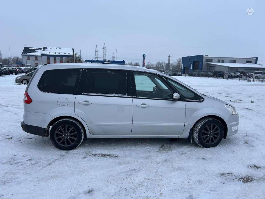 Grey Ford Galaxy 2011 in Marijampole, with an engine capacity of 1.56 L and mileage of 283 thousand km for 5600 €, photo 5 on AUTOMOTO.COM.LV