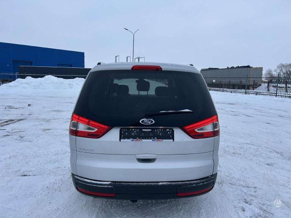 Pelēks Ford Galaxy 2011 Marijampole, ar dzinēja tilpumu 1.56 L un nobraukumu 283 tūkst. km par 5600 €, foto 7 vietnē AUTOMOTO.COM.LV