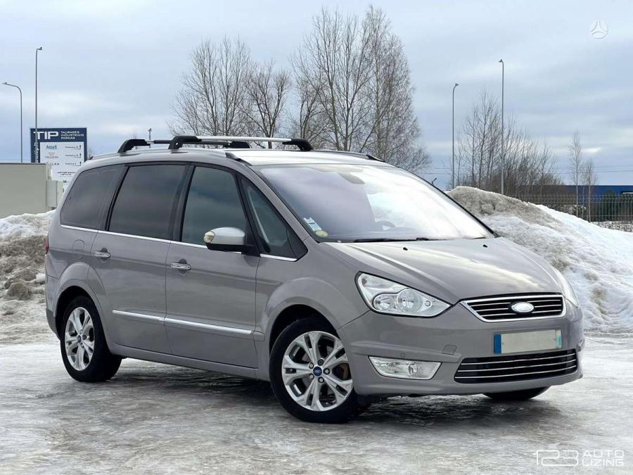 Grey Ford Galaxy 2011 in Taurage, with an engine capacity of 2.00 L and mileage of 299 thousand km for 4700 €, photo 4 on AUTOMOTO.COM.LV