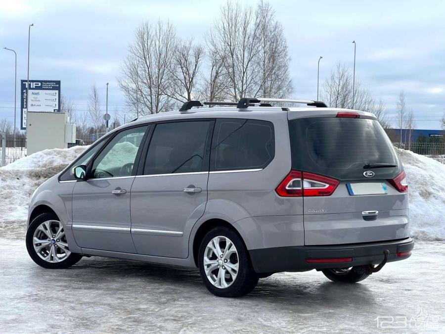 Grey Ford Galaxy 2011 in Taurage, with an engine capacity of 2.00 L and mileage of 299 thousand km for 4700 €, photo 5 on AUTOMOTO.COM.LV