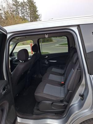 Grey Ford Galaxy 2011 in Vilnius, with an engine capacity of 2.00 L and mileage of 265 thousand km for 4950 €, photo 11 on AUTOMOTO.COM.LV
