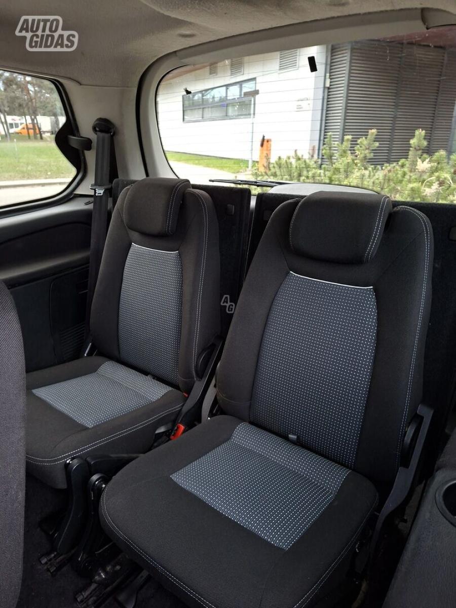 Grey Ford Galaxy 2011 in Vilnius, with an engine capacity of 2.00 L and mileage of 265 thousand km for 4950 €, photo 12 on AUTOMOTO.COM.LV
