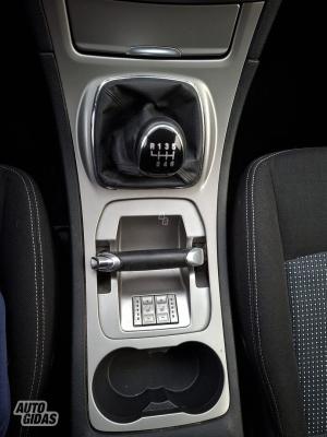 Grey Ford Galaxy 2011 in Vilnius, with an engine capacity of 2.00 L and mileage of 265 thousand km for 4950 €, photo 17 on AUTOMOTO.COM.LV