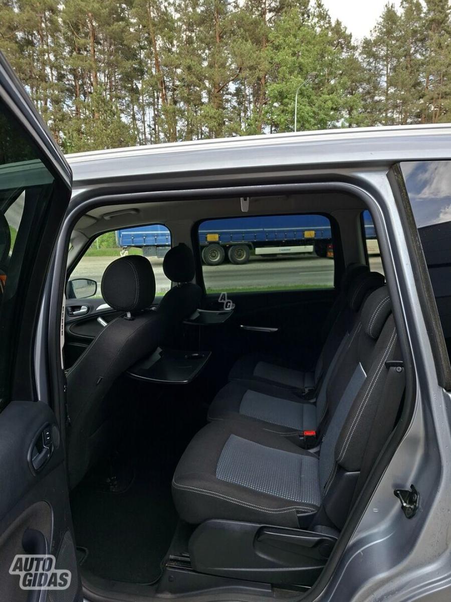 Grey Ford Galaxy 2011 in Vilnius, with an engine capacity of 2.00 L and mileage of 265 thousand km for 4950 €, photo 17 on AUTOMOTO.COM.LV