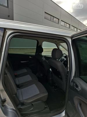 Grey Ford Galaxy 2011 in Vilnius, with an engine capacity of 2.00 L and mileage of 265 thousand km for 4950 €, photo 18 on AUTOMOTO.COM.LV