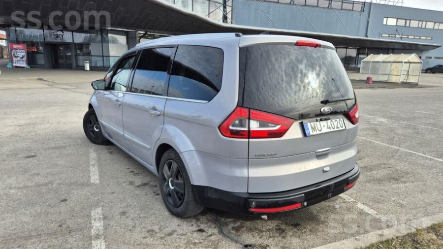 Grey Ford Galaxy 2011 in Riga, with an engine capacity of 2.20 L and mileage of 251 thousand km for 4777 €, photo 14 on AUTOMOTO.COM.LV