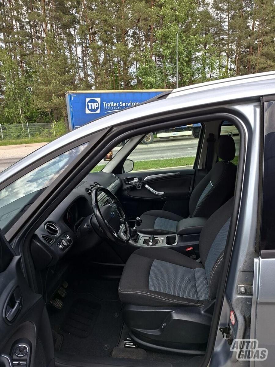 Grey Ford Galaxy 2011 in Vilnius, with an engine capacity of 2.00 L and mileage of 265 thousand km for 4950 €, photo 14 on AUTOMOTO.COM.LV