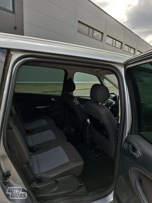 Grey Ford Galaxy 2011 in Vilnius, with an engine capacity of 2.00 L and mileage of 265 thousand km for 4950 €, photo 18 on AUTOMOTO.COM.LV