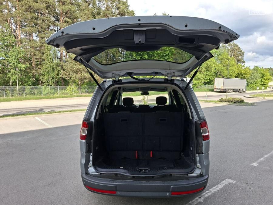 Grey Ford Galaxy 2011 in Vilnius, with an engine capacity of 2.00 L and mileage of 265 thousand km for 4950 €, photo 20 on AUTOMOTO.COM.LV
