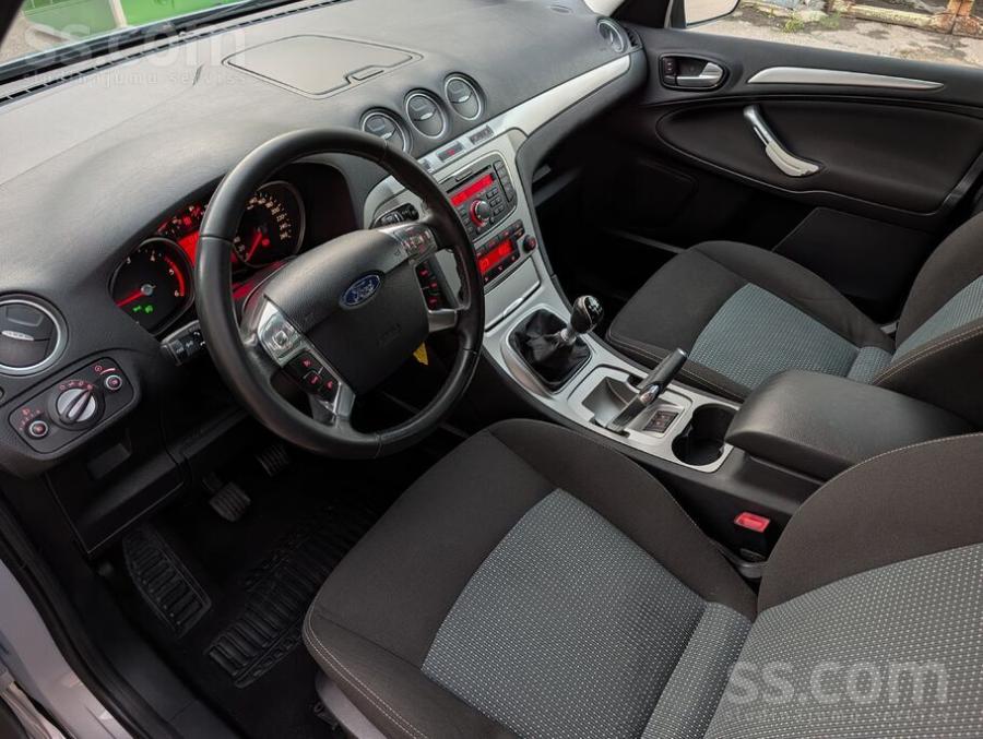 Pelēks Ford Galaxy 2011 Rīga, ar dzinēja tilpumu 2.00 L un nobraukumu 0 tūkst. km par 4990 €, foto 11 vietnē AUTOMOTO.COM.LV